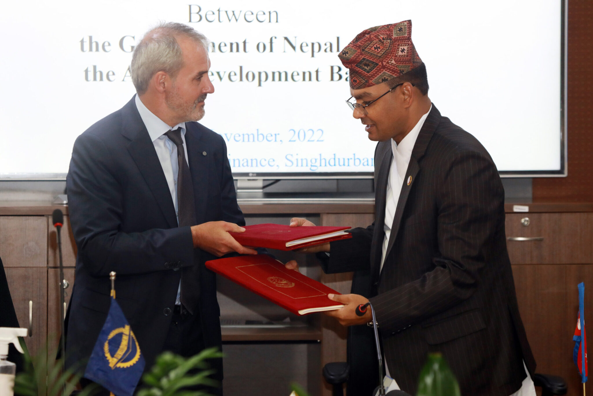 Nepal, ADB sign agreement for Rs 12.14 billion horticulture project ...